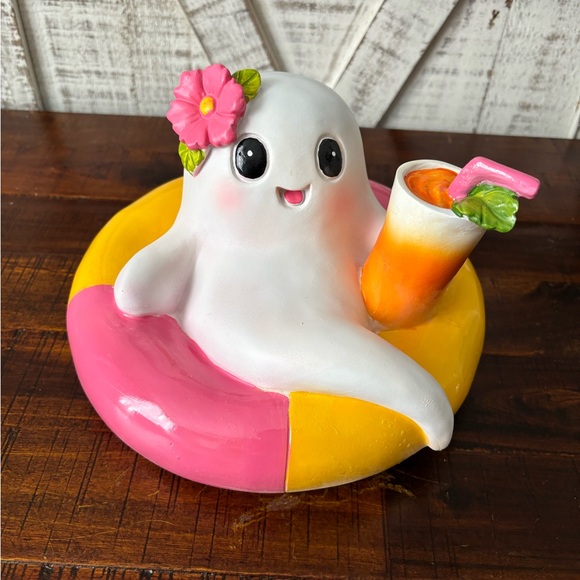 Holiday | Ghost On A Float Perfect For Summerween | Poshmark